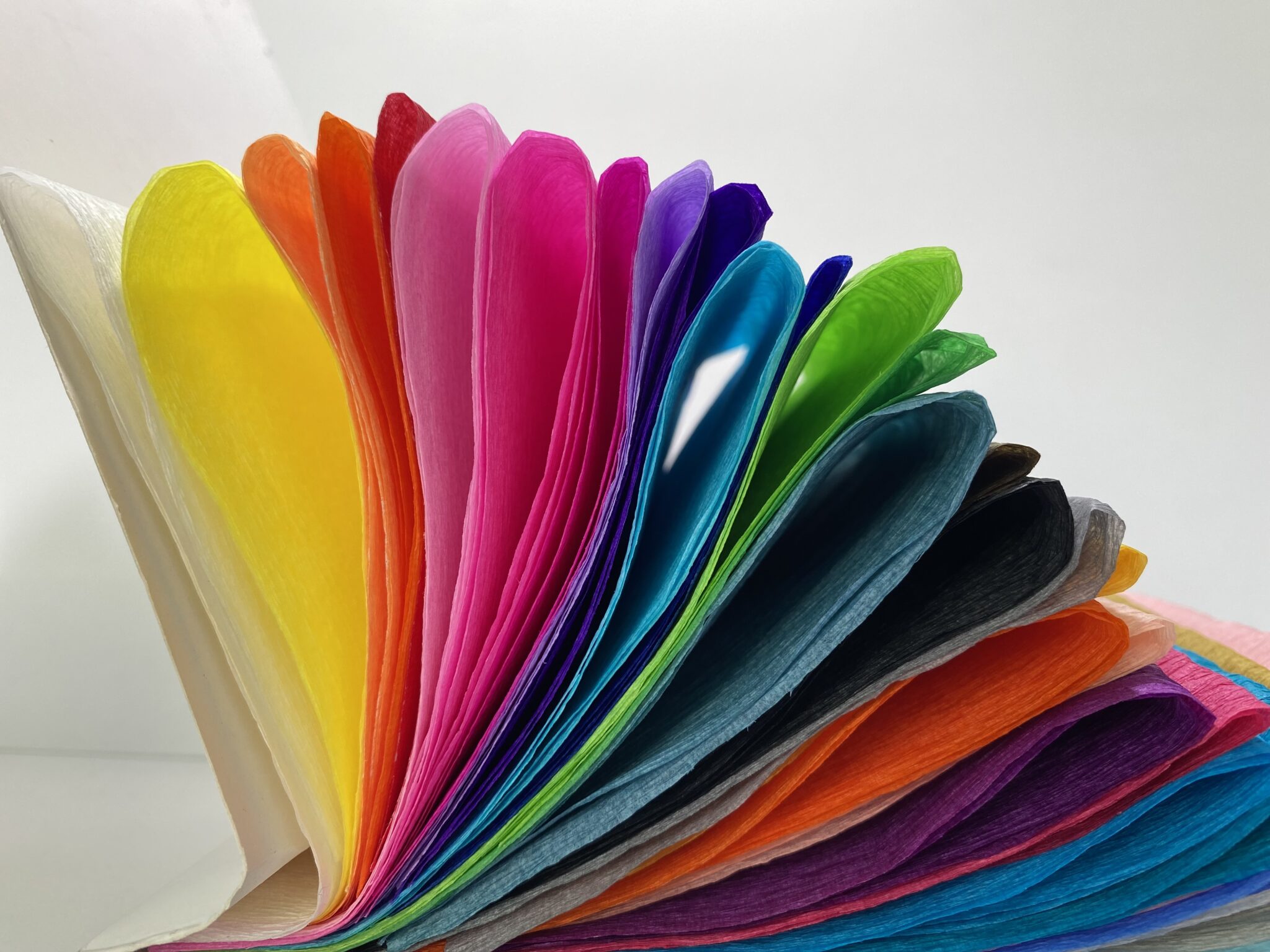 Papel crepé por paquete | Papelerías del Artesano